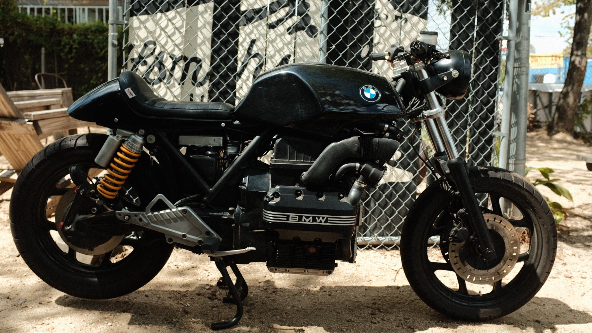 1988 BMW K75 | Modified – Wolfsmiths Heights